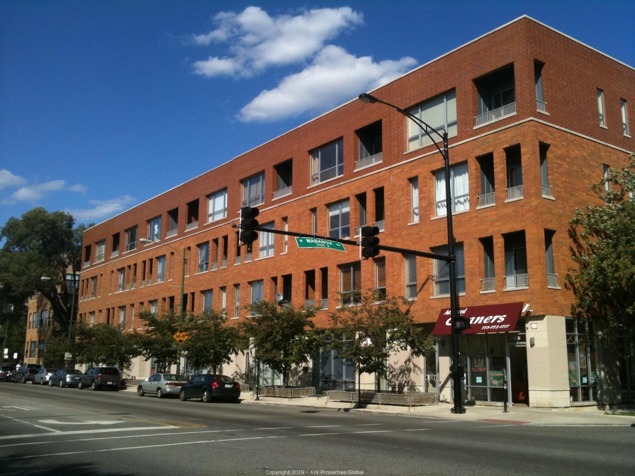 Retail Storefront on Western Avenue in Chicago - AuctionWorks